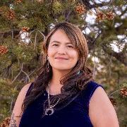 Sandra Yellowhorse | About | University of Auckland